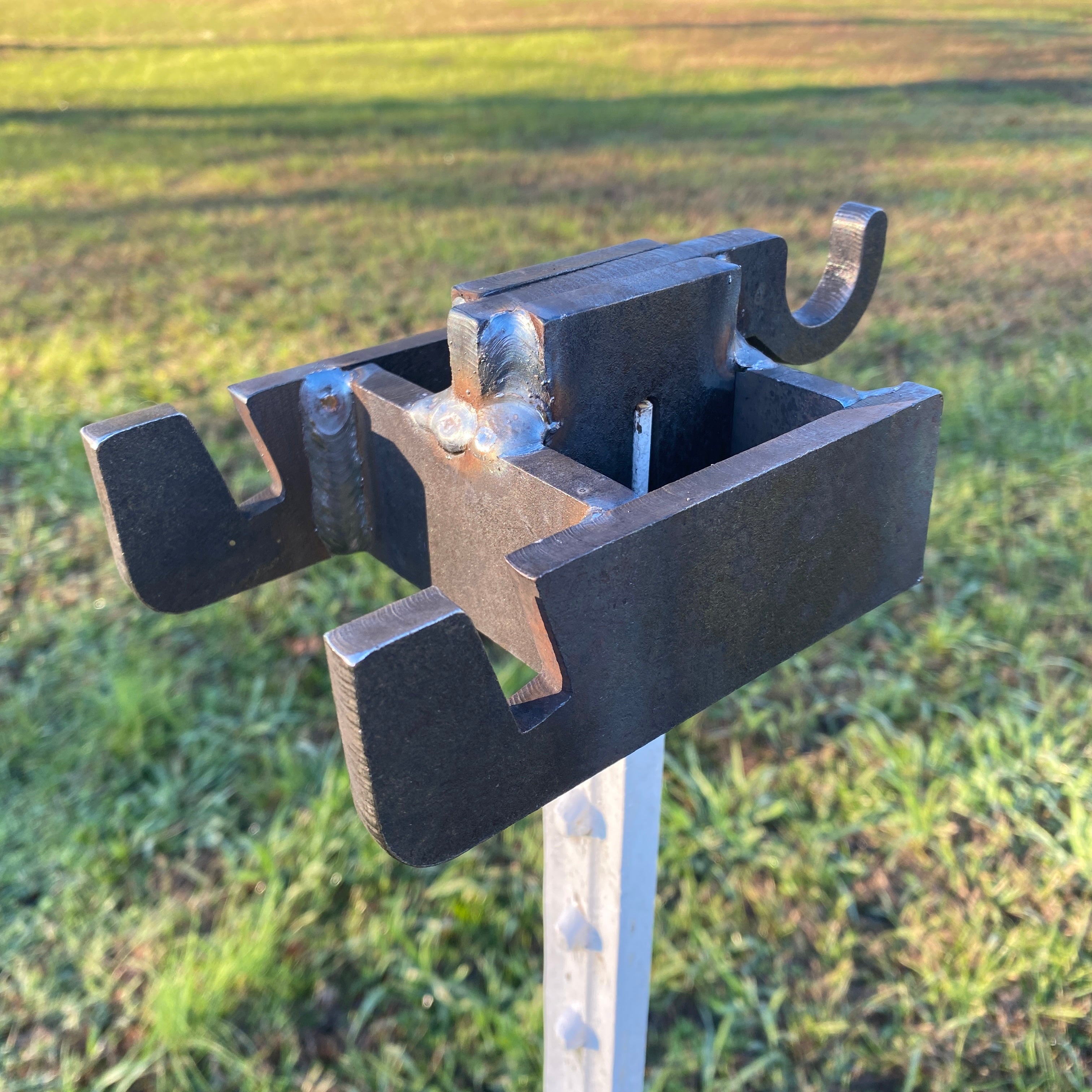 3/8" AR500 T-Post Topper Mount for Hostage Reactive Steel Shooting Tar ...